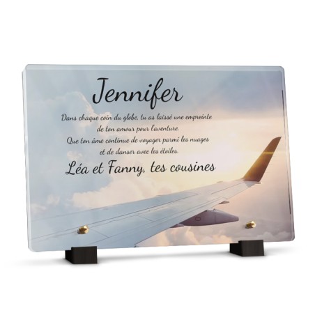 Plaque avec avion dans la ciel